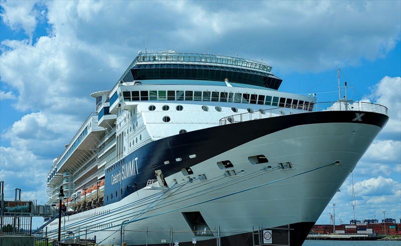 CELEBRITY SUMMIT - Vesseljoin