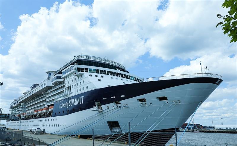 CELEBRITY SUMMIT - Vesseljoin