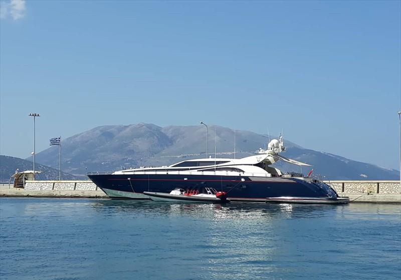 CHEEKY TIGER - Vesseljoin