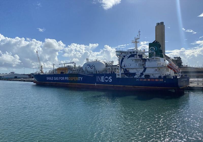 JS INEOS INDEPENDENCE - Vesseljoin