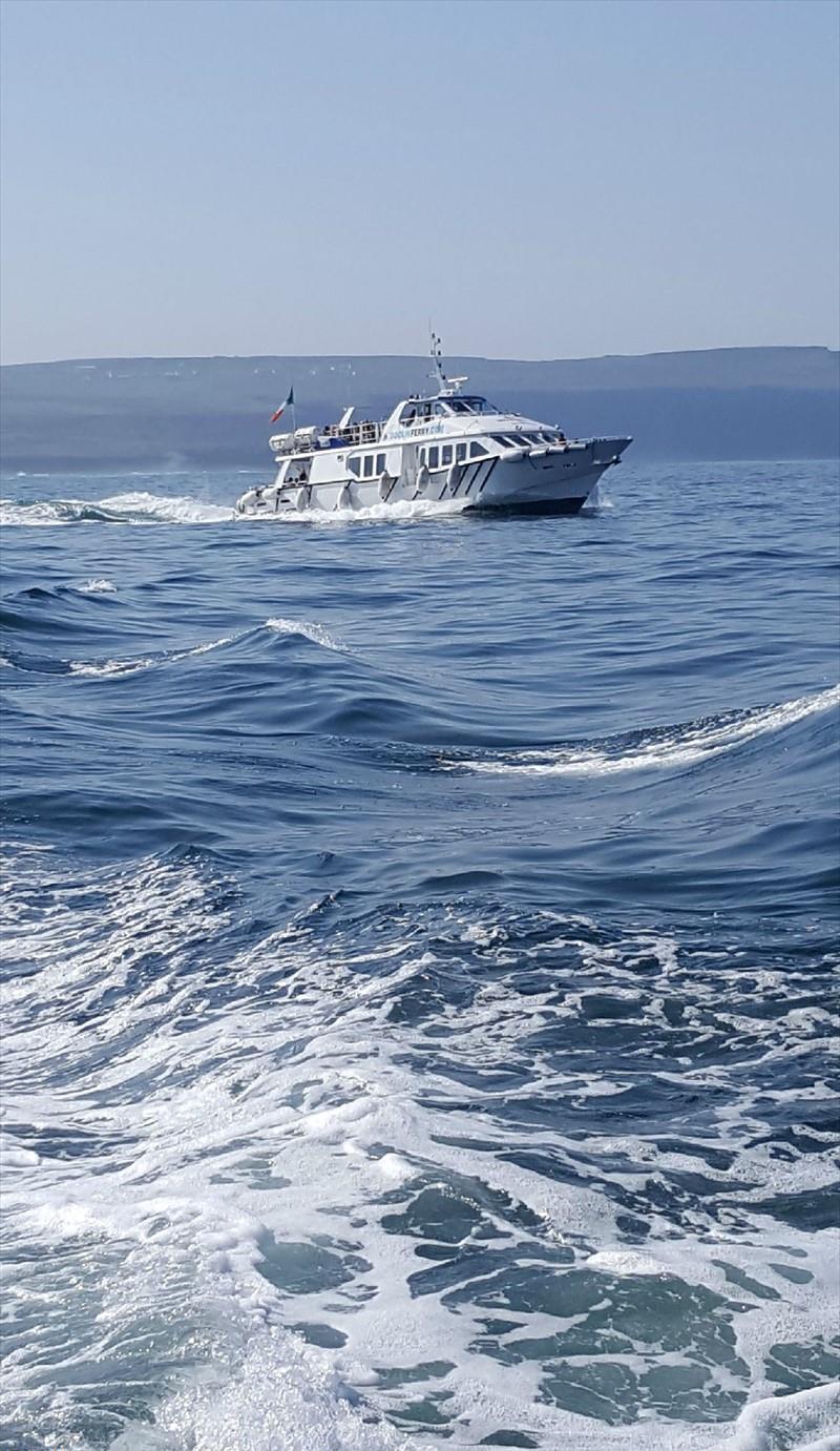 DOOLIN EXPRESS - Vesseljoin