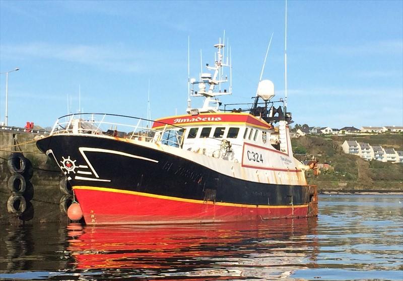 RACHEL JAY - Vesseljoin