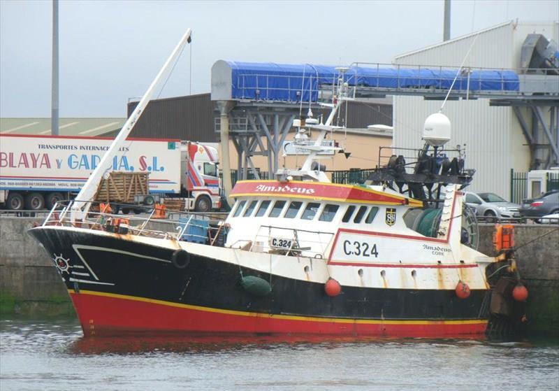 RACHEL JAY - Vesseljoin