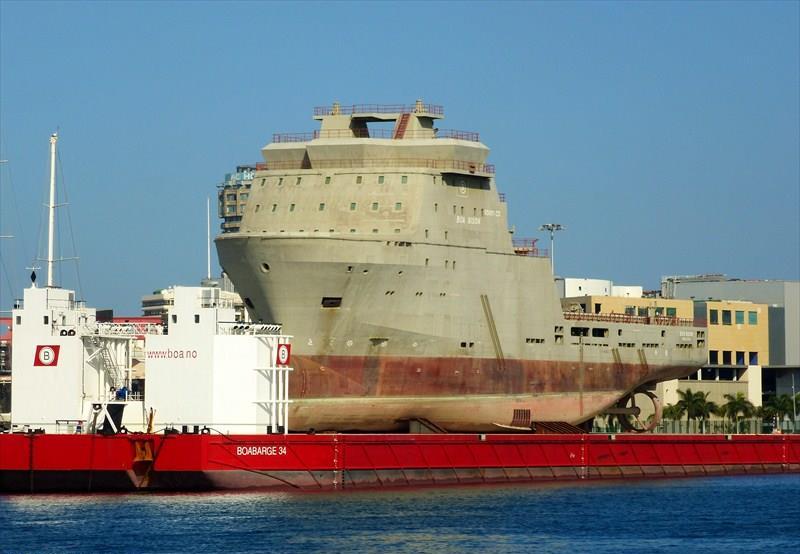 RED DOLPHIN - Vesseljoin