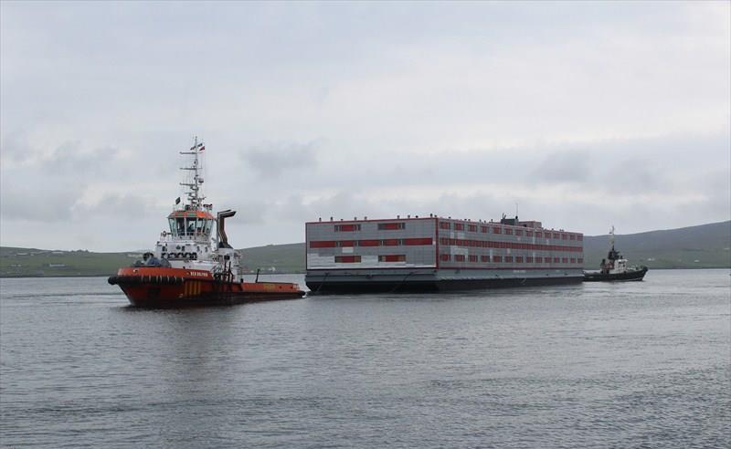 RED DOLPHIN - Vesseljoin