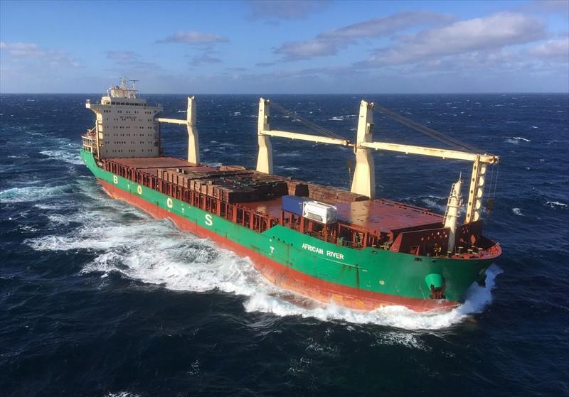 AFRICAN RIVER - Vesseljoin