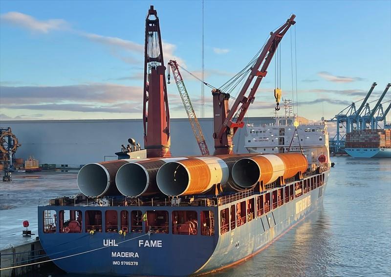 UHL FAME - Vesseljoin