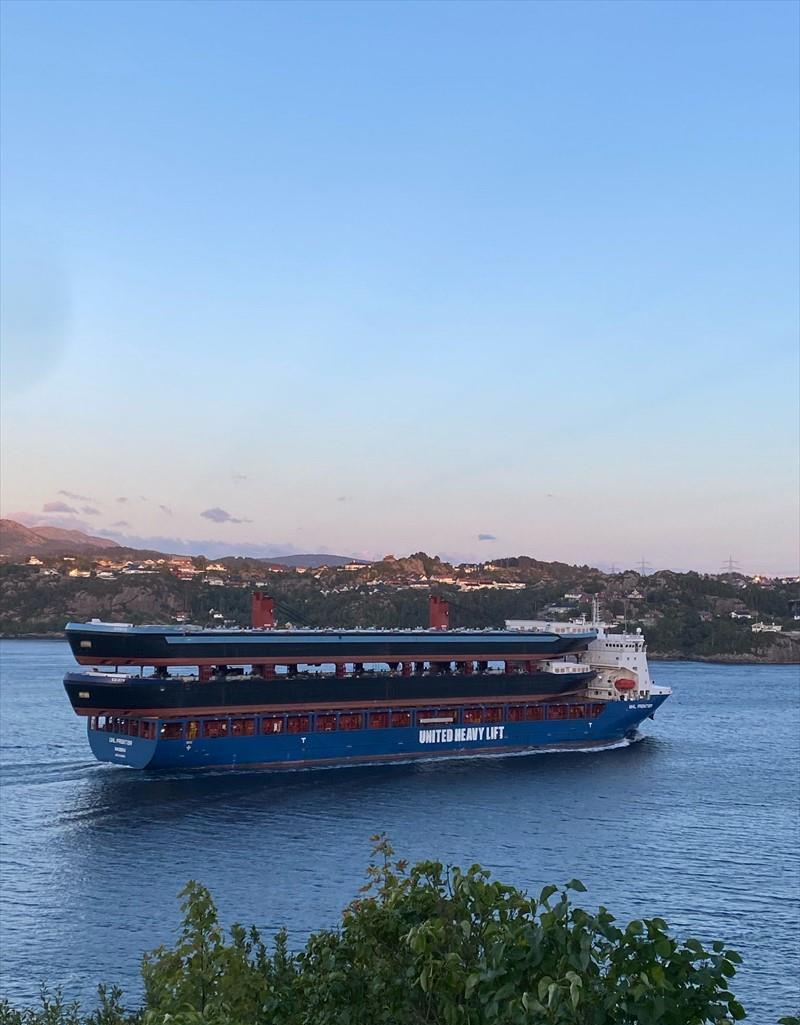 UHL FRONTIER - Vesseljoin