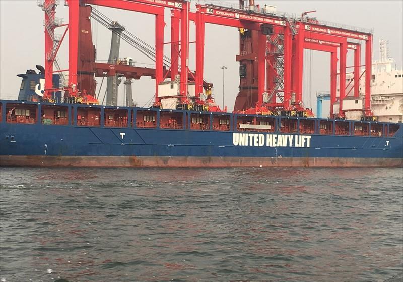 UHL FLASH - Vesseljoin