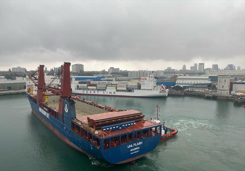 UHL FLASH - Vesseljoin