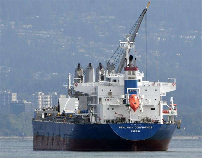 BENJAMIN CONFIDENCE - Vesseljoin