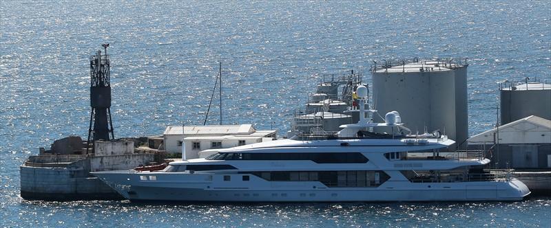 THE WELLESLEY - Vesseljoin