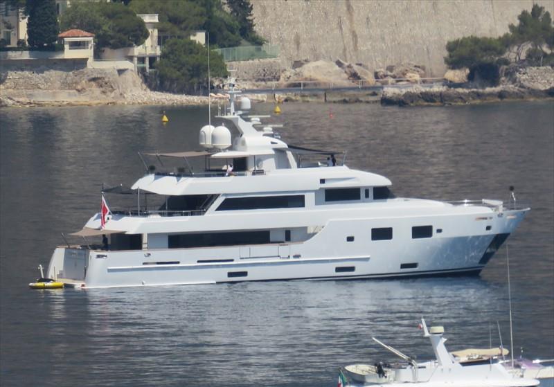 TOMMY BELLE - Vesseljoin