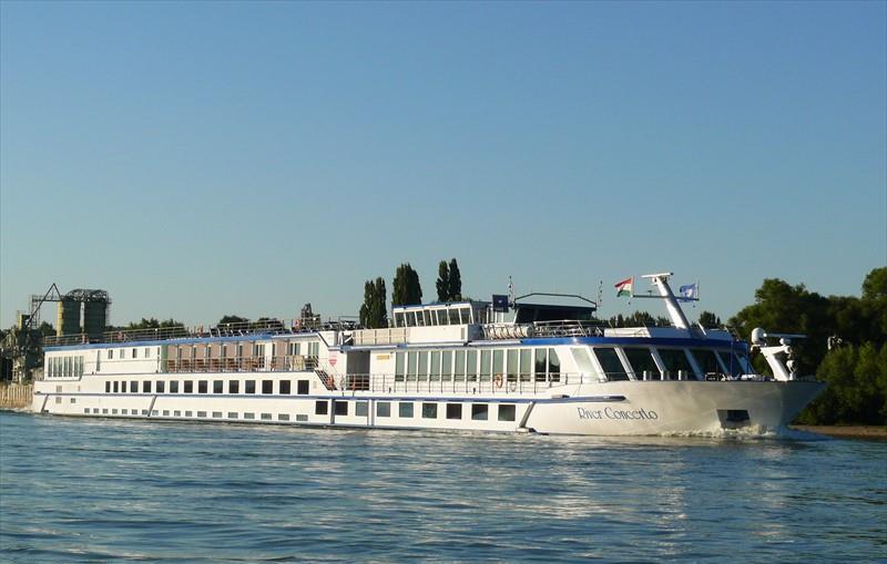 RIVER CONCERTO - Vesseljoin