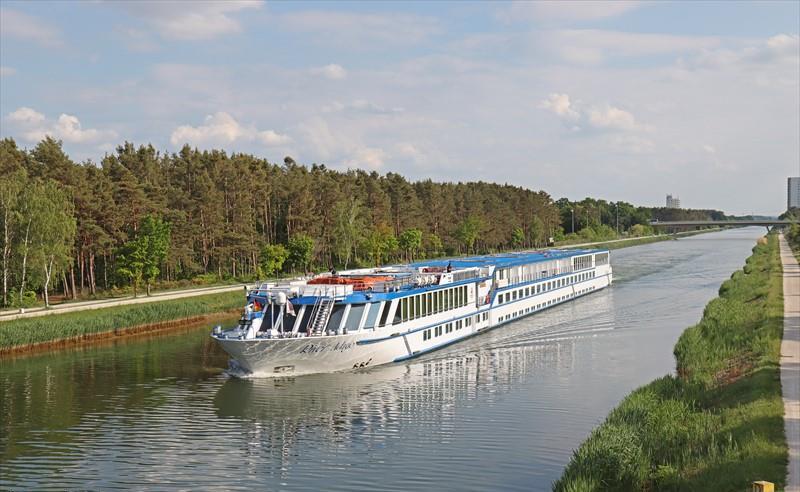 RIVER ADAGIO - Vesseljoin