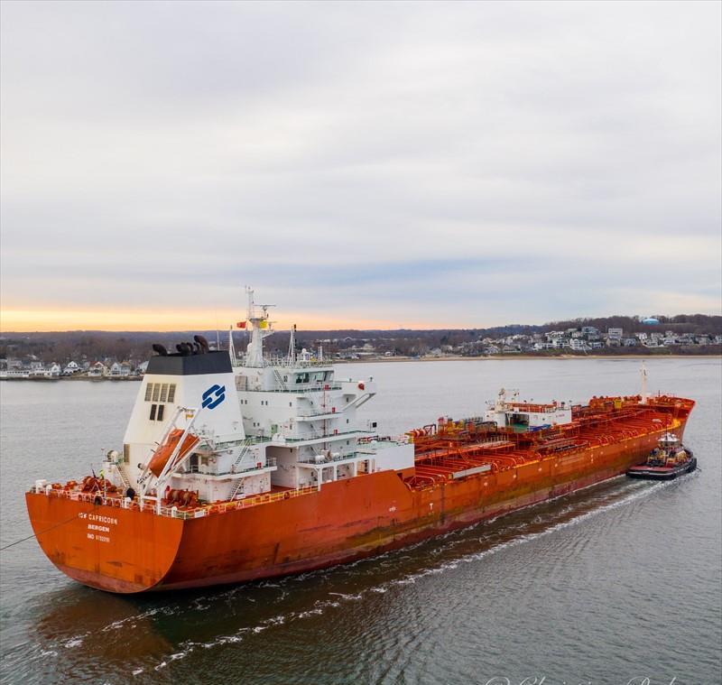 BOW CAPRICORN - Vesseljoin