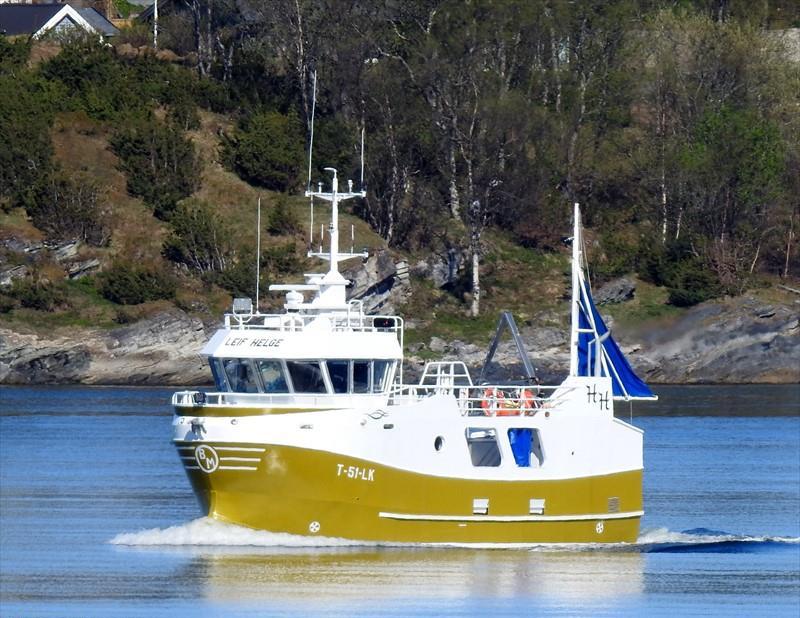 LEIF HELGE - Vesseljoin