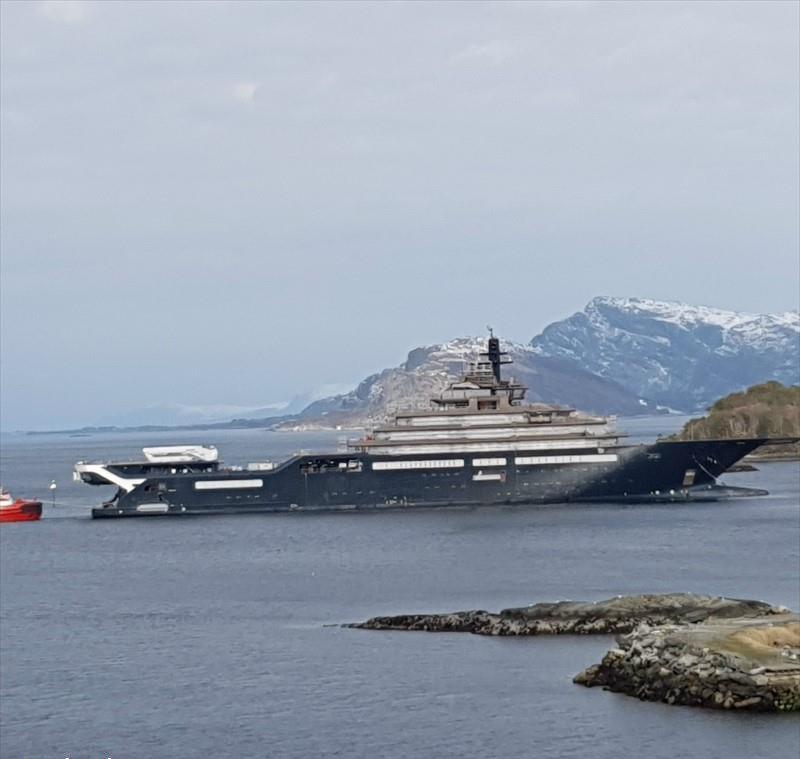 REV OCEAN - Vesseljoin