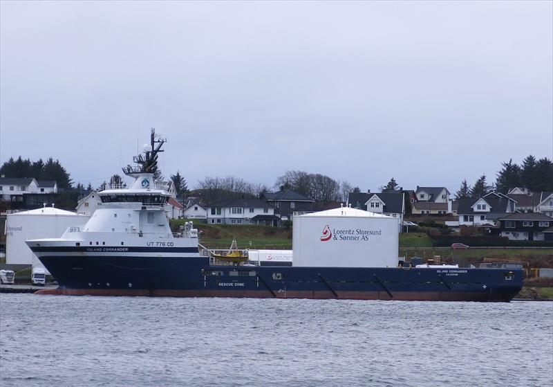 ISLAND COMMANDER - Vesseljoin