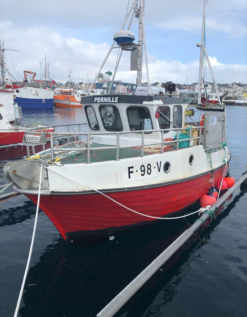 PERNILLE F 98 V - Vesseljoin