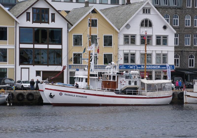 RAGNHILD SCHANCHE - Vesseljoin