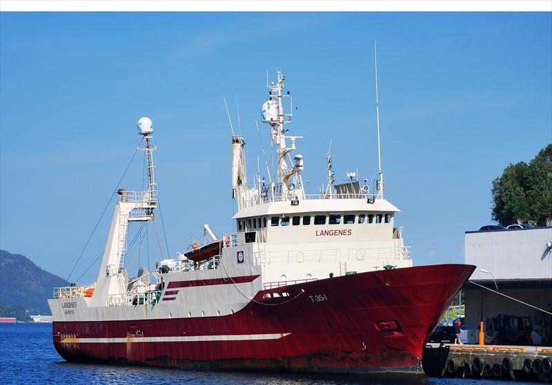 LANGENES - Vesseljoin