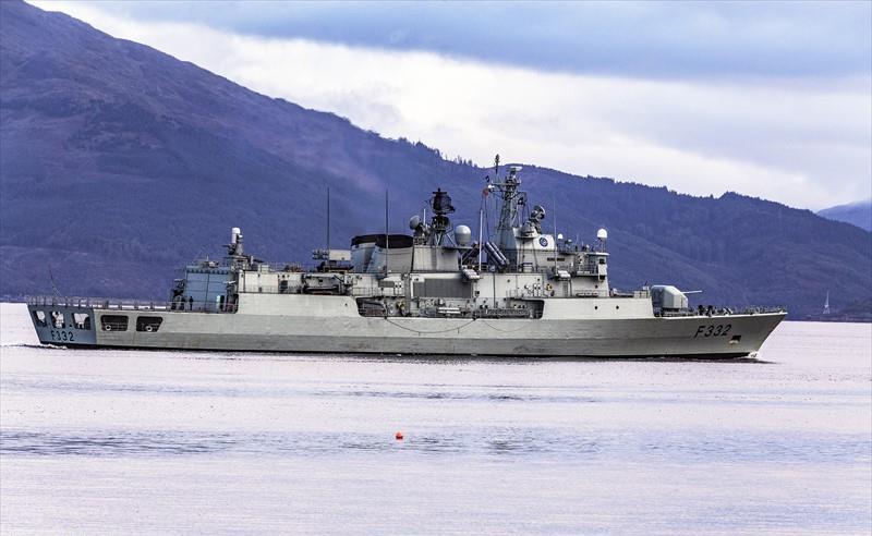 NATO WARSHIP F332 - Vesseljoin