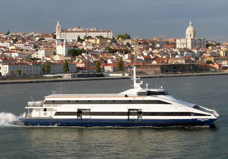 MIGUEL TORGA - Vesseljoin