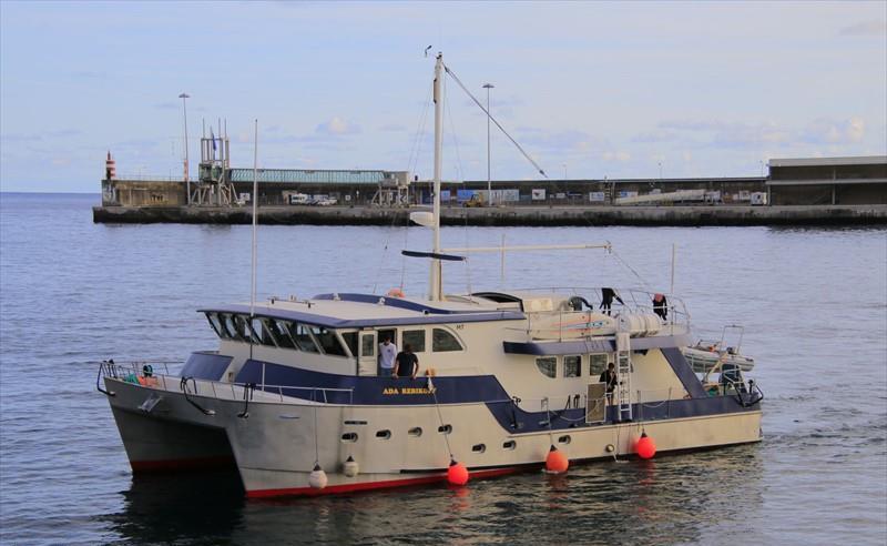 ADA REBIKOFF - Vesseljoin