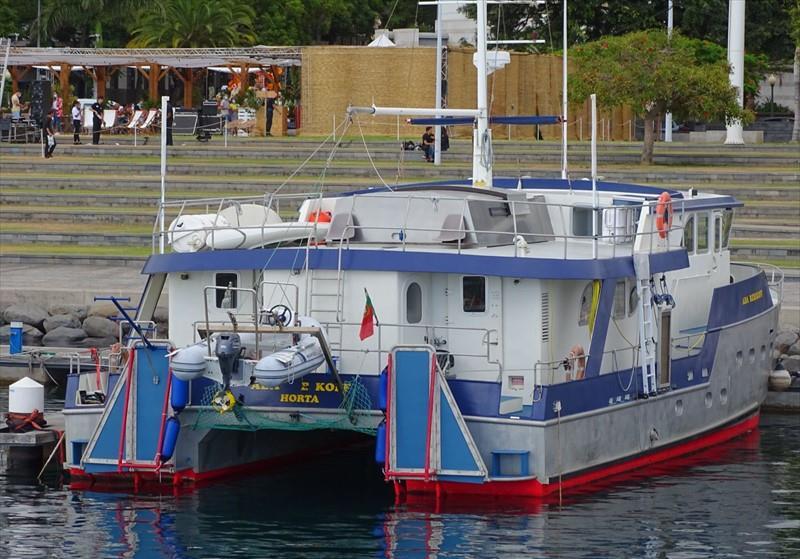 ADA REBIKOFF - Vesseljoin