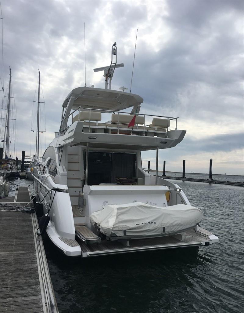 EMMA LOUISE - Vesseljoin