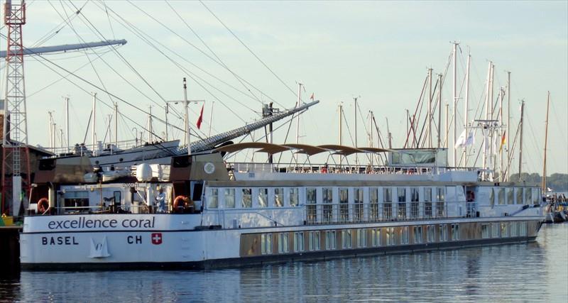 EXCELLENCE CORAL - Vesseljoin