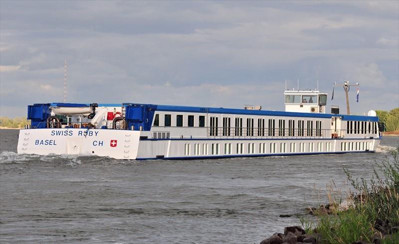 SWISS RUBY - Vesseljoin