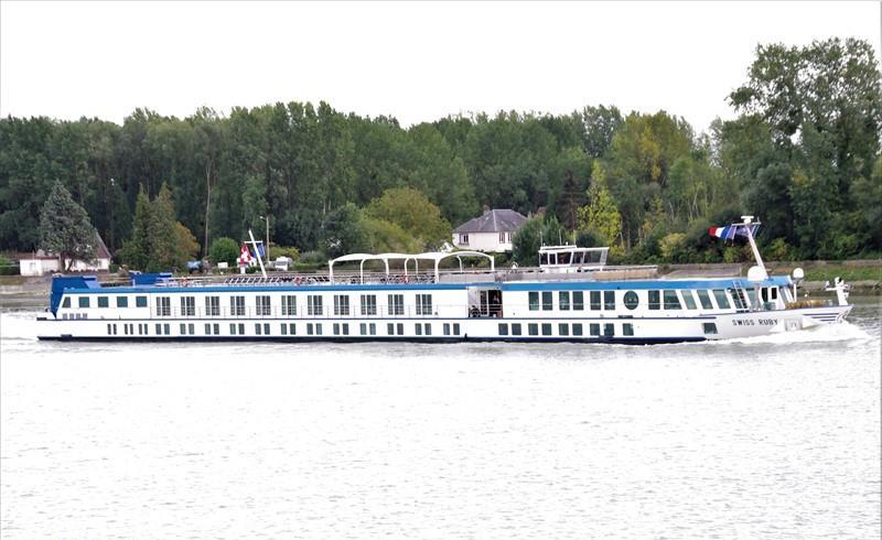 SWISS RUBY - Vesseljoin