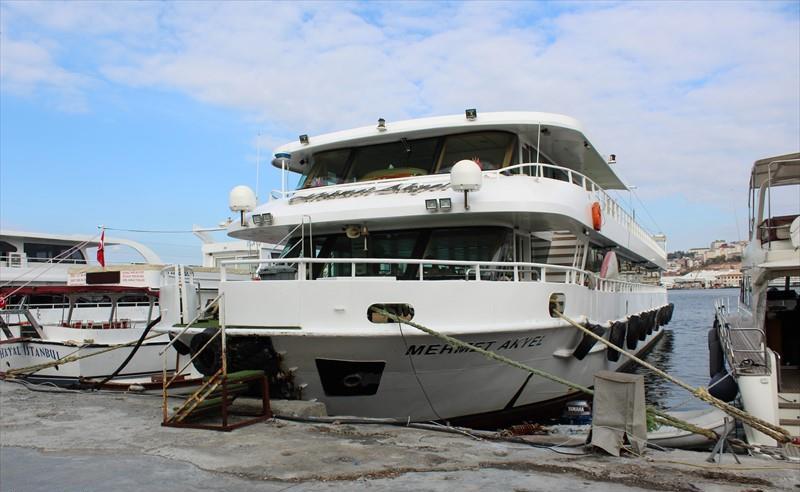 MEHMET AKYEL - Vesseljoin