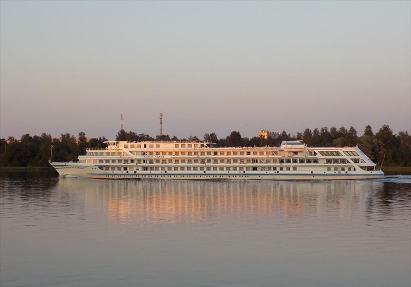 ANTON CHEKHOV - Vesseljoin