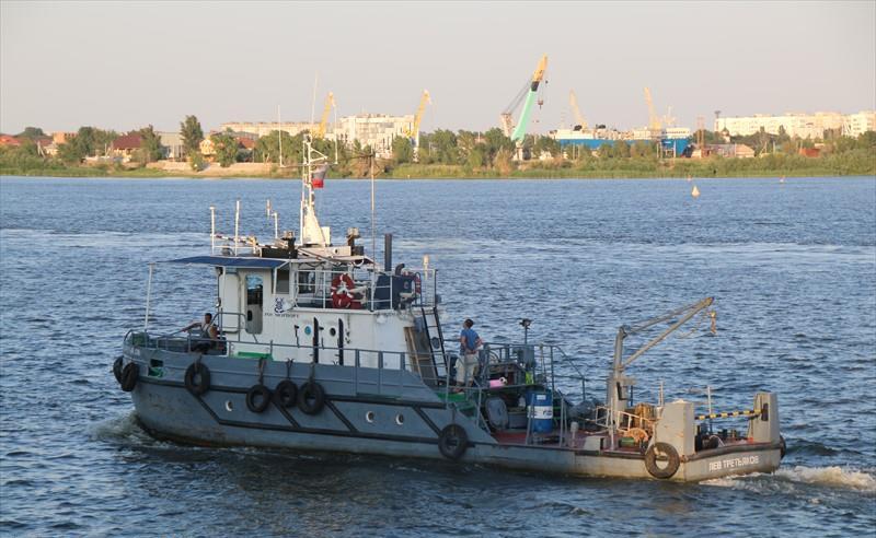 LEV TRETYAKOV - Vesseljoin