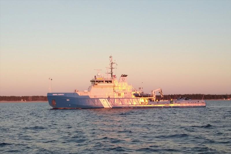 KINDRAL KURVITS - Vesseljoin