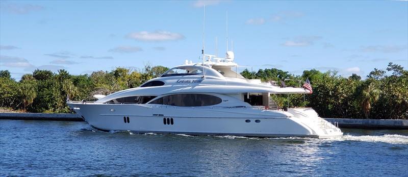 PURE ROMANCE - Vesseljoin