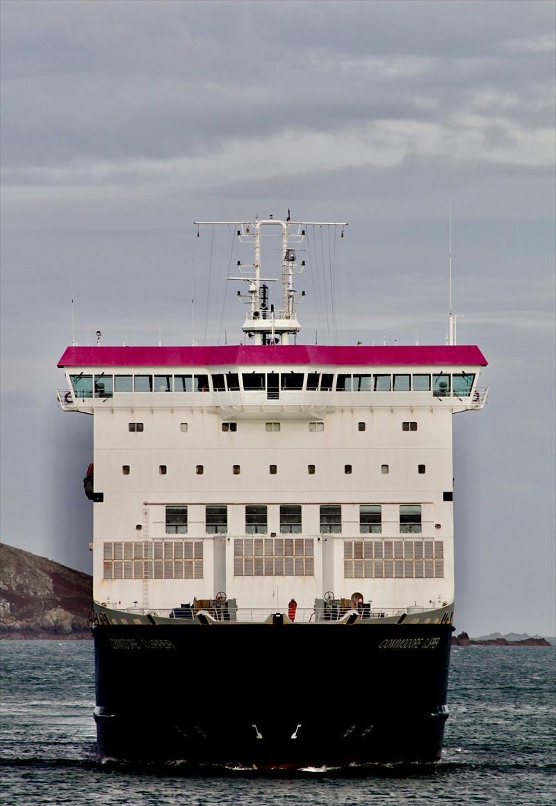 COMMODORE CLIPPER - Vesseljoin