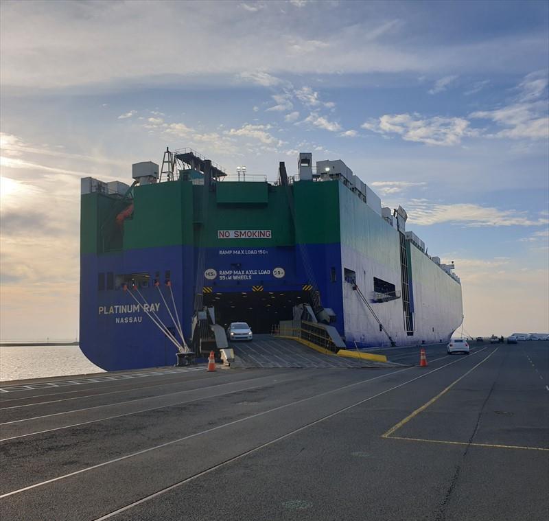 PLATINUM RAY - Vesseljoin