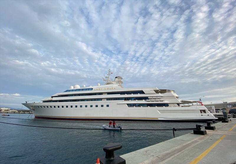 LADY MOURA - Vesseljoin