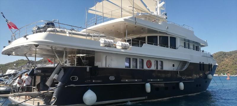 FORTY TWO - Vesseljoin