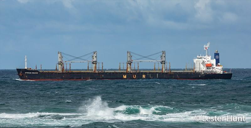 AFRICAN WEAVER - Vesseljoin