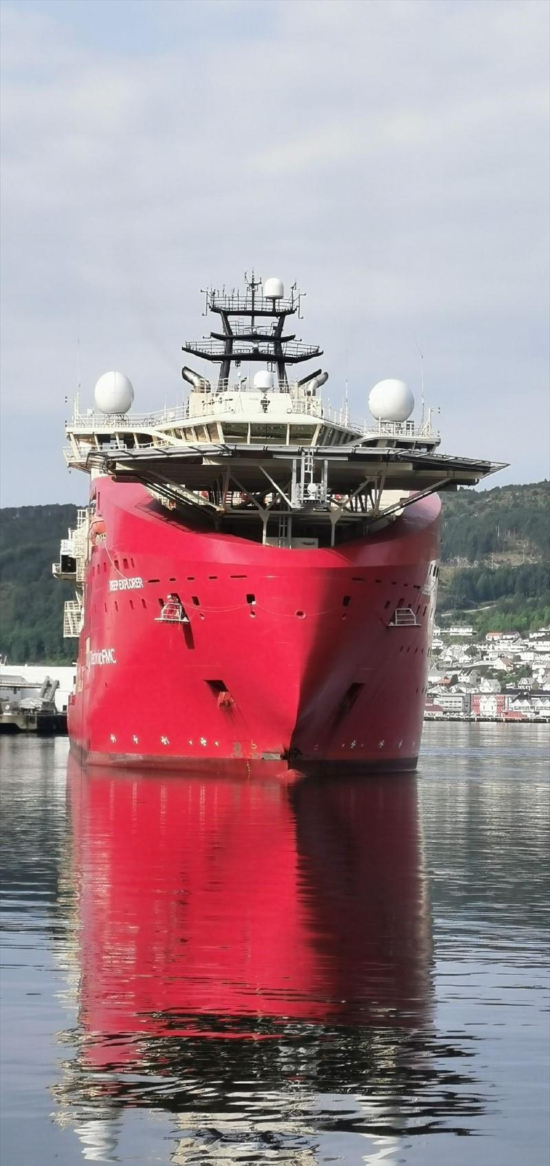 DEEP EXPLORER - Vesseljoin