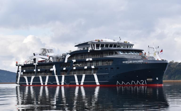 MAGELLAN EXPLORER - Vesseljoin