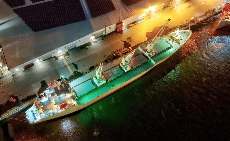 CROWN OPAL - Vesseljoin