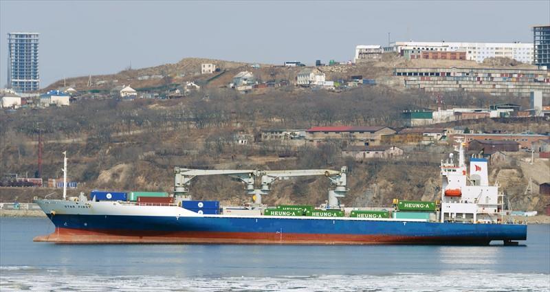 STAR FIRST - Vesseljoin