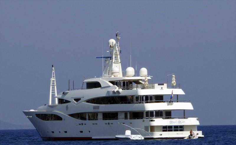 ROYAL RUBIN - Vesseljoin