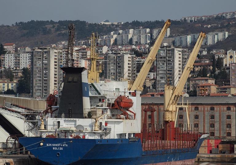 NGOL CHILOANGO - Vesseljoin